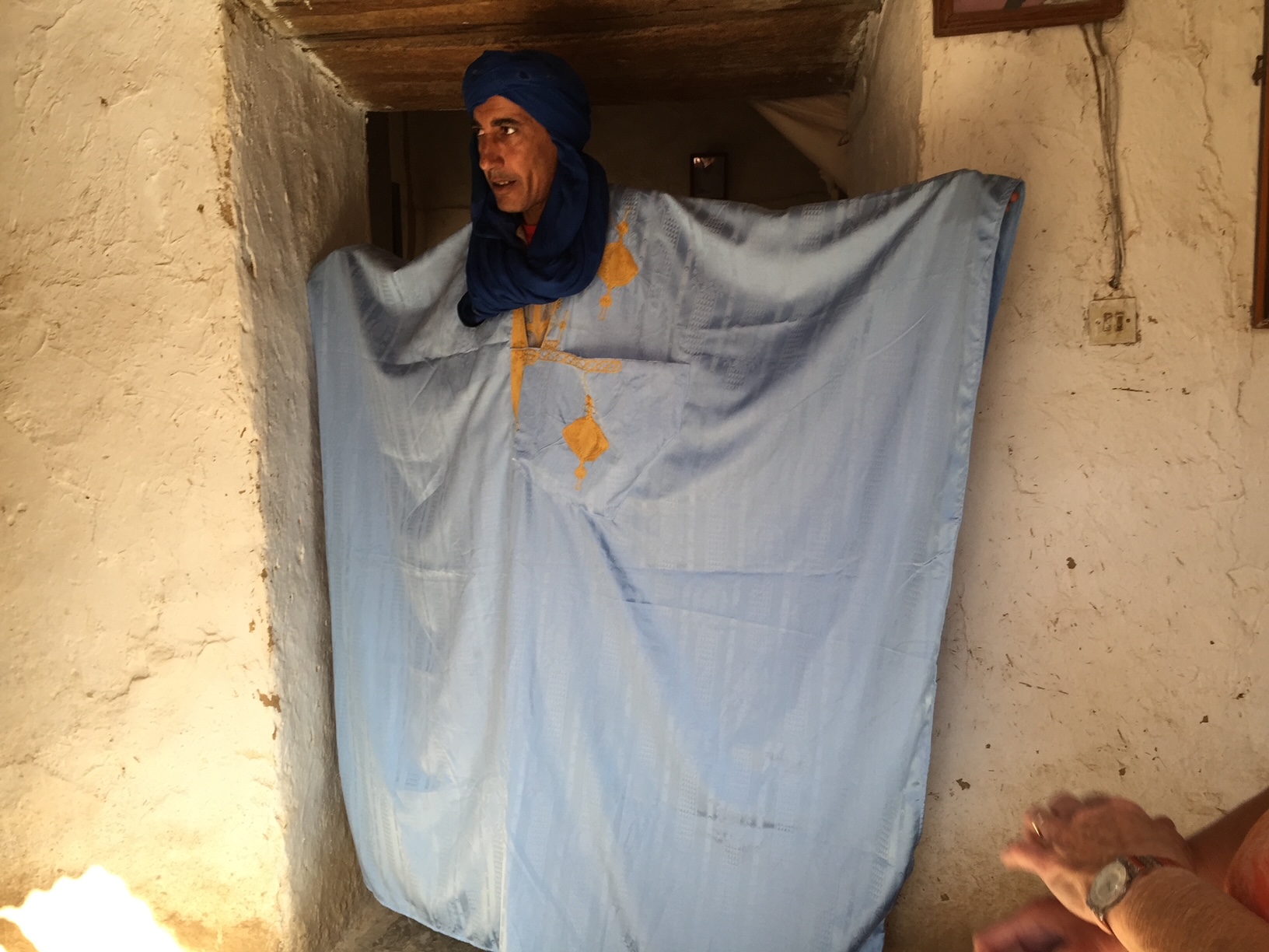 The Tuareg: Regal Blue Man tribe of the Sahara – Outspoken Traveler