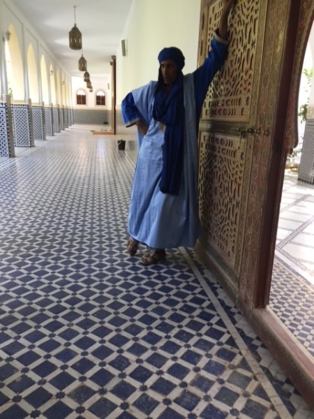 The Tuareg: Regal Blue Man tribe of the Sahara – Outspoken Traveler